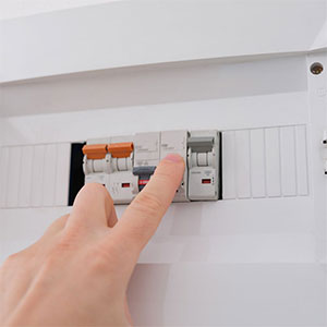 Qui raccorde la maison au compteur EDF ? On vous dit tout